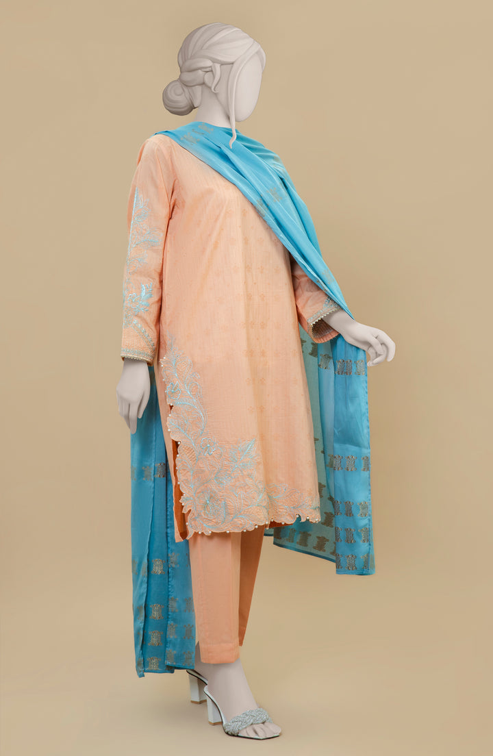 Ready-to-Wear Women’s Clothing | Best Pret in Pakistan – MTJ
